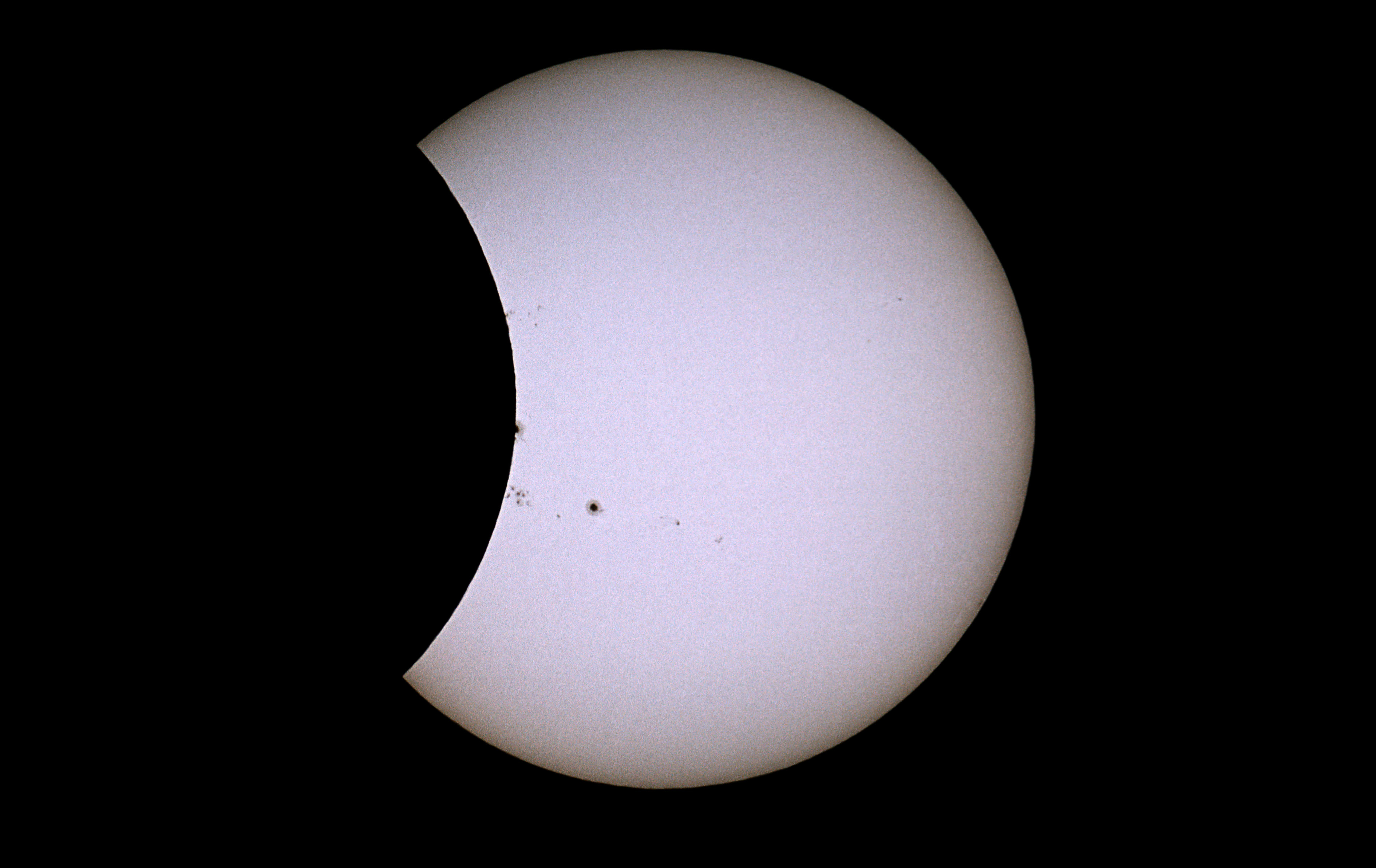 Solar Eclipse 2001 (2/6) - AstroSolar.com